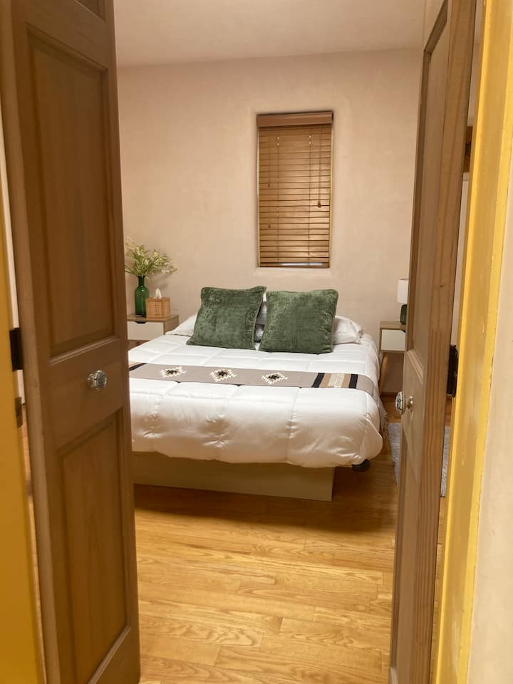 Le Bon Vivant. Close To Downtown Adobe House! - Santa Fe, NM