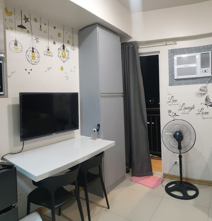 Donya's Crib - Malabón