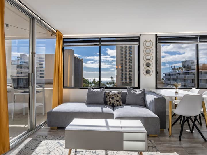 Upscale Ocean View Family Unit -1br Near Beach! - Honolulu, HI