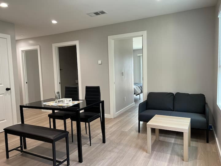 Newly Renovated, 10 Mins To Sfo 2 Bedrooms 1 Bath - San Bruno, CA