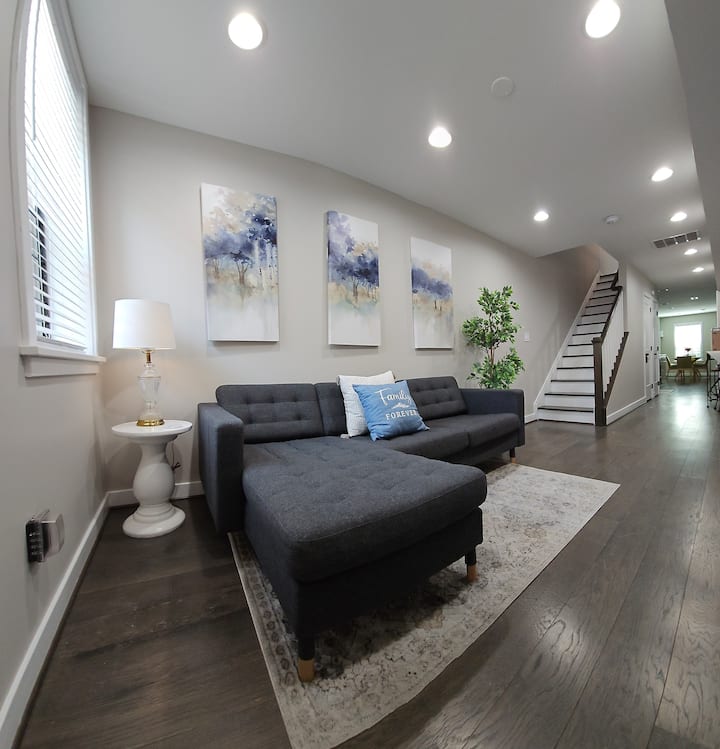 Blissful 3br/3ba W/ Roof Deck (Fell's Point, Jhh) - Baltimore, MD