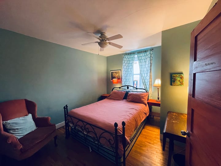 Plateau Cozy Room, Mountain View Citq #311745 - Montreal