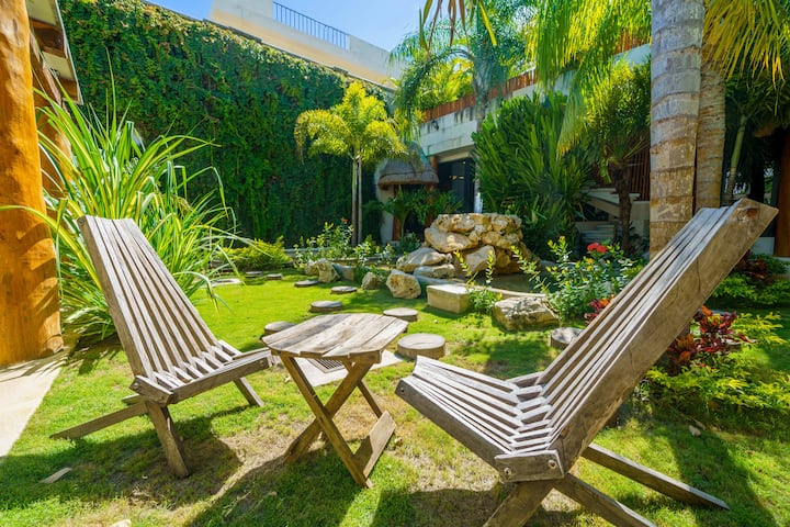 King Bed - Steps From Hotel Zone - El Oaziz2 - Cancún