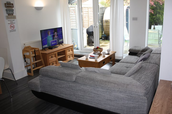 Couples Retreat Bournemouth - Bournemouth