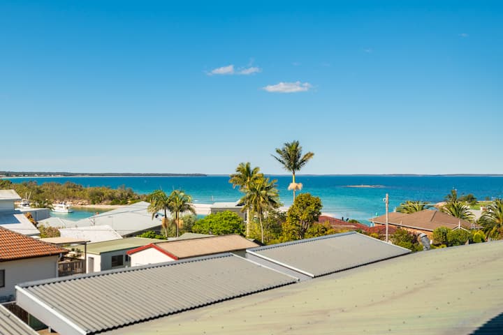 "Orion" 3br Water Views Apartment Main Street Of H - Huskisson