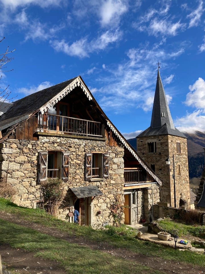 Chalet En Pierres Pyrénéen - Loudenvielle