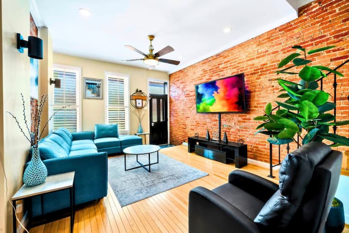 Federal Hill & Inner Harbor Lux Retreat: Sleeps 6 - Morgan State University, Baltimore