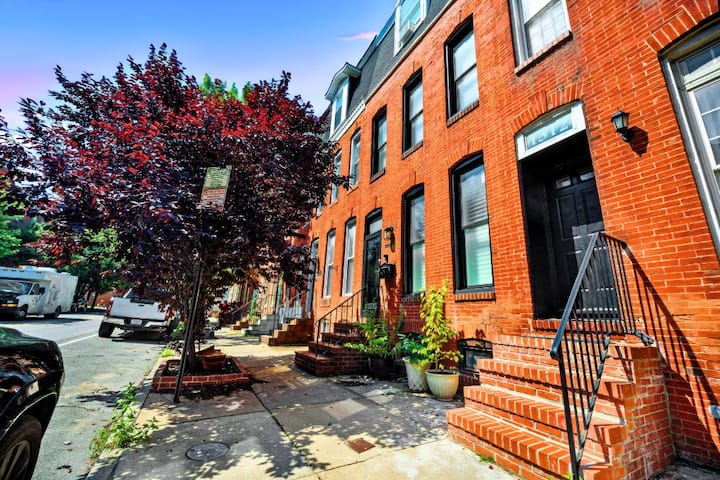 Federal Hill Lux Retreat | Free Parking | Sleeps 6 - Baltimore, MD