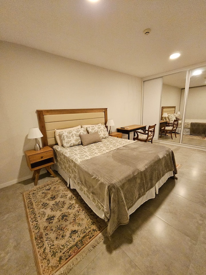 Amplio Y Confortable Tu Hogar Lejos De Casa ! - Asuncion