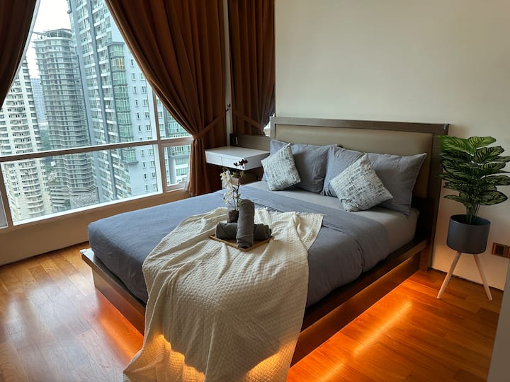 Cozy Chic Haven | 3br For 8pax 10mins Walk To Klcc - Kuala Lumpur