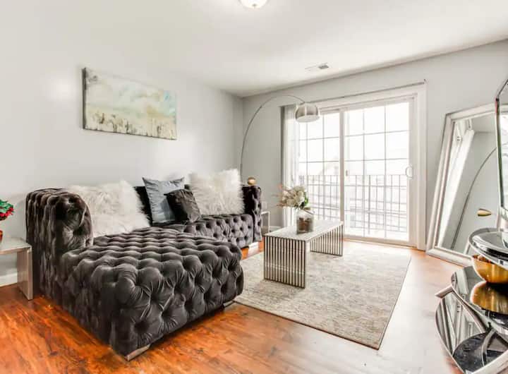 Stylish 3 Bed 2ba W/ Patio Near Ewr· Mins From Nyc - New Jersey