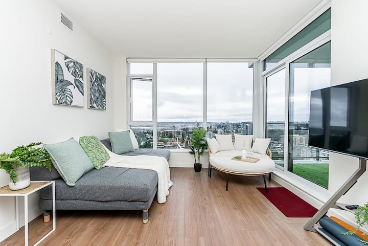 New Condo Walk To Lougheed Skytrain Station & Sfu - Burnaby