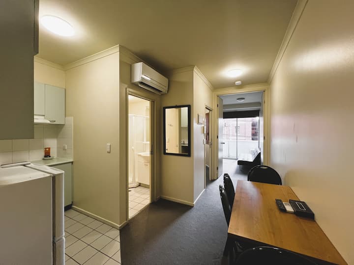 2br Apartment | Sleeps 5 | Cbd | Pool & Gym - Melbourne