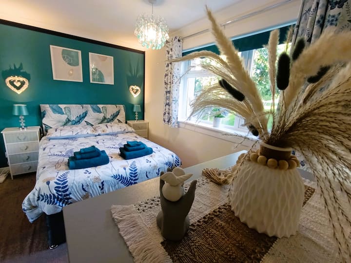 Double Room In Riverside Apt - Glasgow