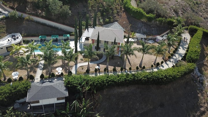 Hermosa Quinta En Yunguilla - Santa Isabel