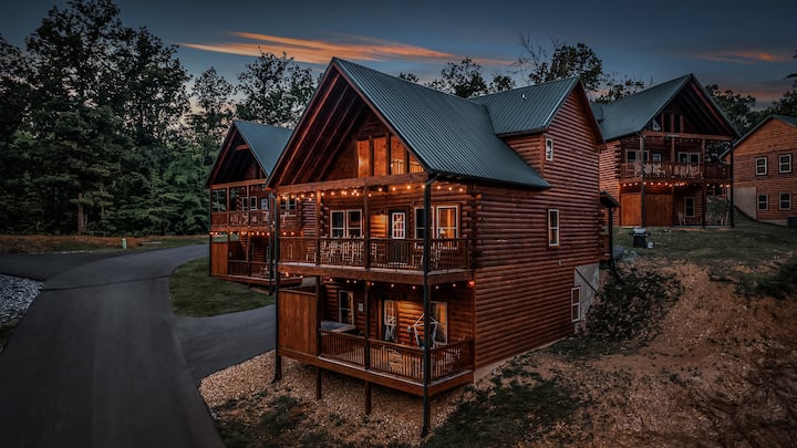 Close To Pf Strip, Arcade, Games, Hot Tub, Fun! - Pigeon Forge, TN