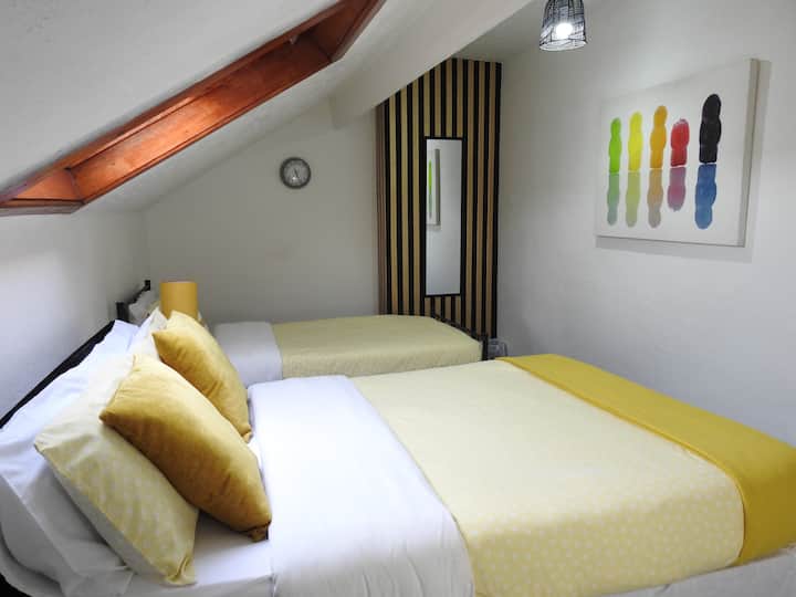 Be Our Guest
Stylish*free Parking*central Location - Leeds