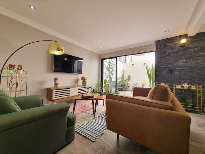 Retro 50s, W/tiny Courtyard In The Heart Of Laroma - Ciudad de México