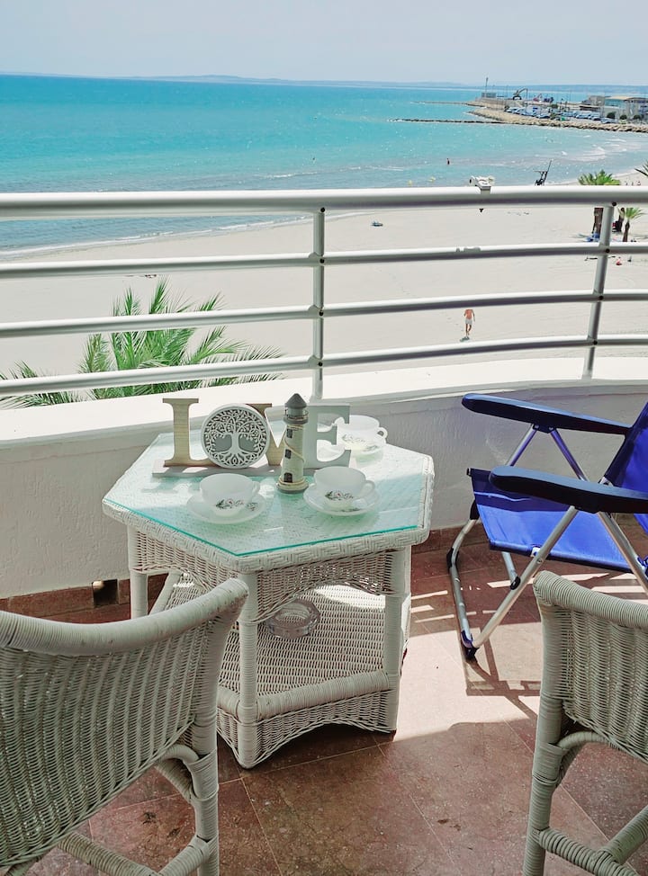 Apartment With A Beach View.  First Line. Principe - Santa Pola