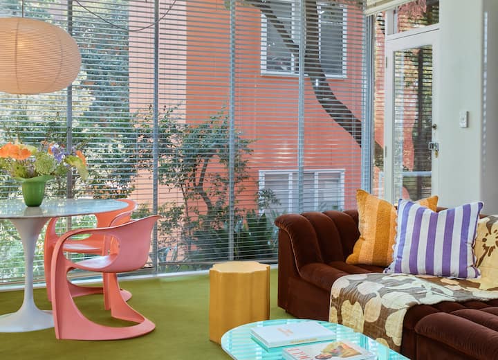 Stylish Stay At 'Caringal Flats' - Melbourne