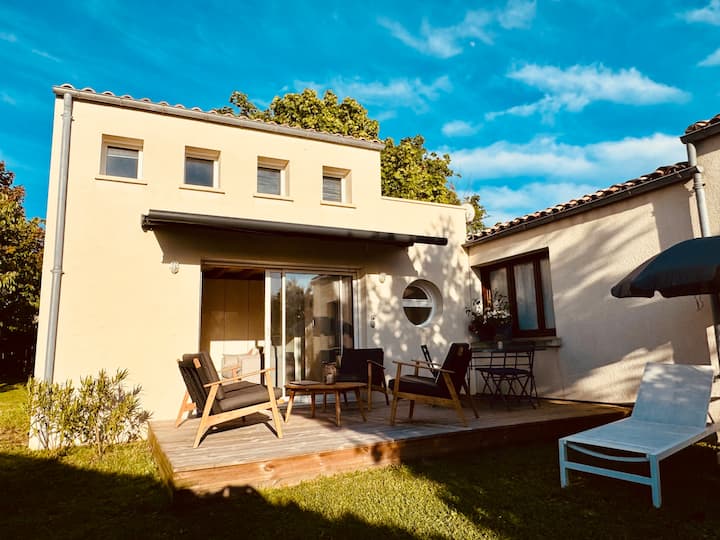 Maison Avec Belle Terrasse Et Jardin - Royan
