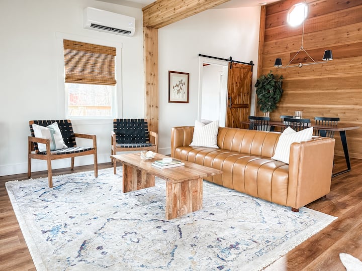 Lakeside Cabin | Serene Lake Monroe Views + Deck - Brown County, IN