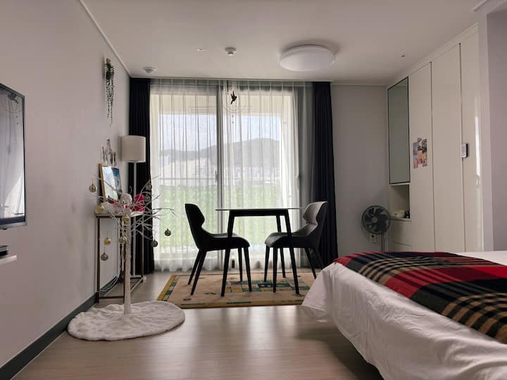 11f고층 스카이뷰 #커플•우정여행#오동도#해상케이블카#여수밤바다#무료주차#신축 - Yeosu-si