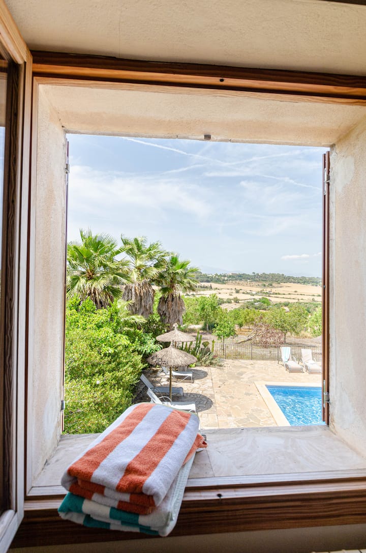 Duplex Locus Balneo Prandium Aqua Natatoria - Majorque