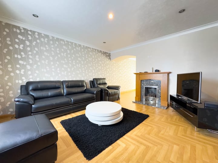 Modern Holiday Home - Basildon