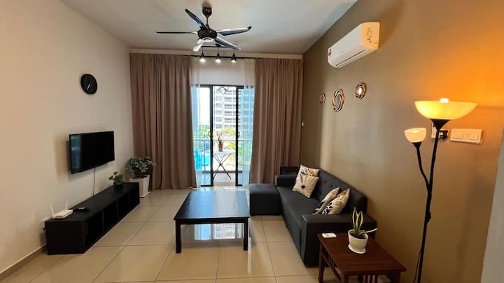 Happy Home @ Atlantis Residences [Pool View] - Malacca