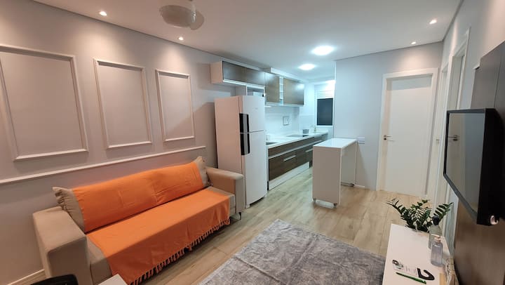 Apartamento Próximo A Praia Da Enseada. - Guarujá