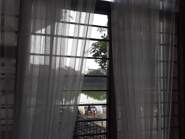 Kalyani -House By The Lake - Bangalore