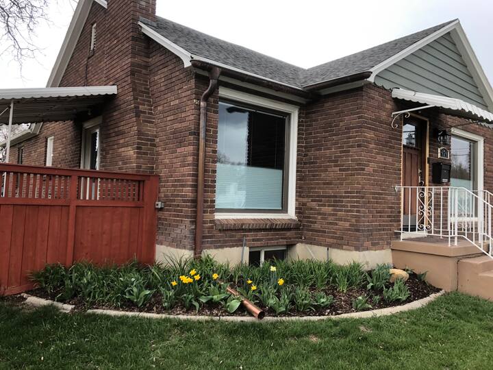 Adorable, Private With A Hot Tub And Massage Chair - Utah