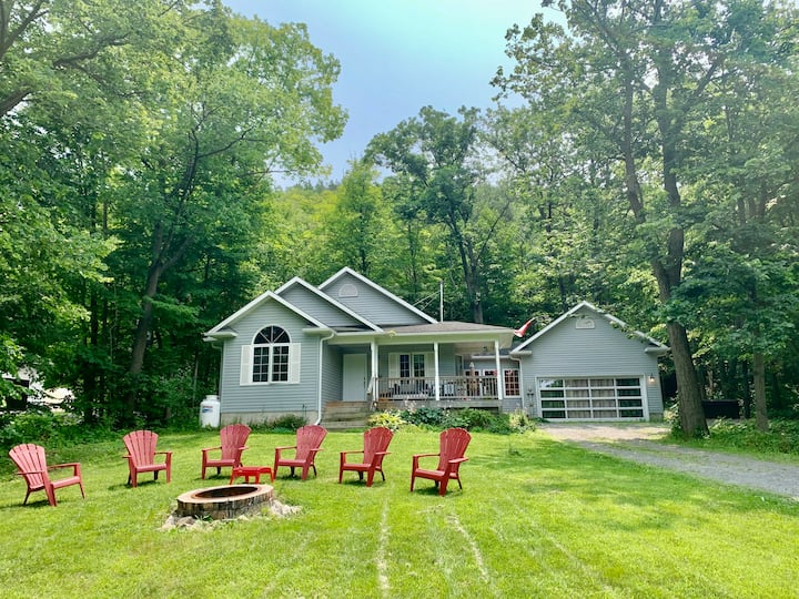 Forest Guest Suite Near Picton Centre - Napanee