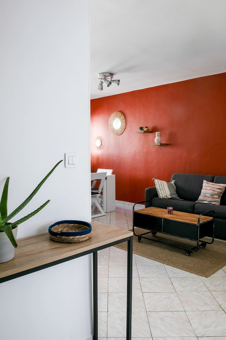 Grand & Lumineux
100m Plage Catalans
10min V.port - Marseille