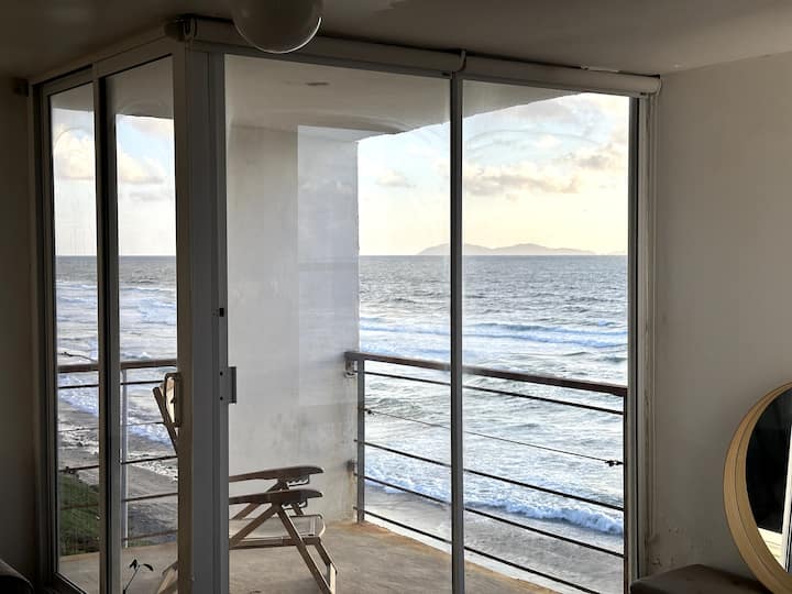 The Not To Fancy Penthouse. - Baja California