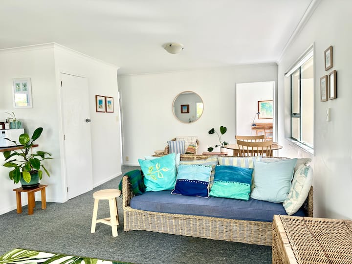 By The Sea Retreat Guesthouse - Tauranga