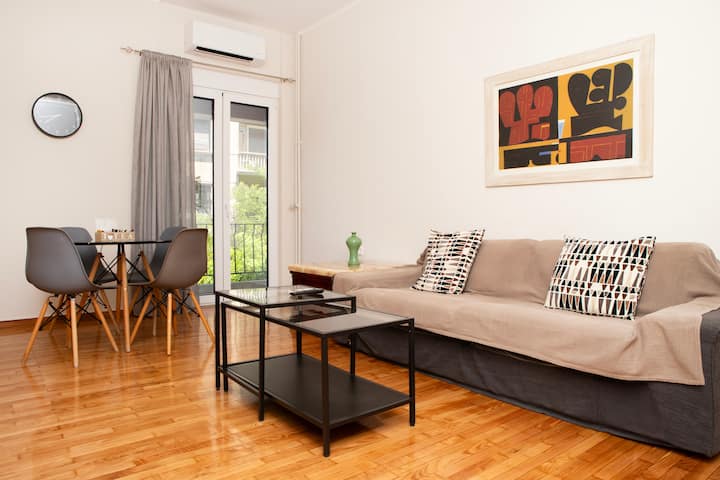 Museum Apartment 5' To Metro - Atene