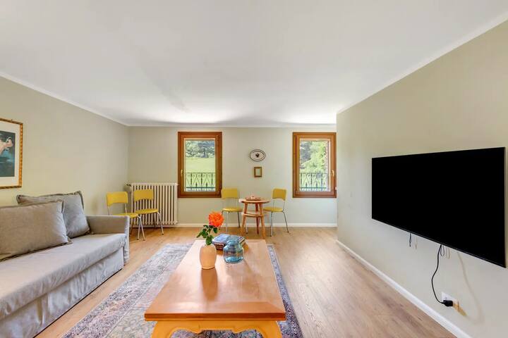 Farm Stay · Guest House · Near Lago Di Garda - イタリア ラツィーゼ