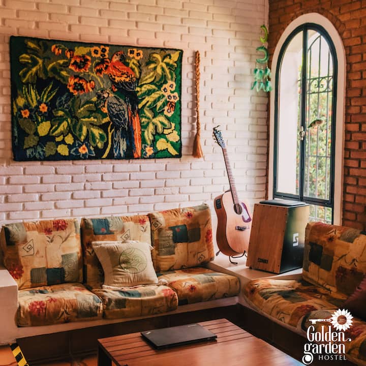 Quarto Compartilhado - Golden Garden Hostel - Ubatuba
