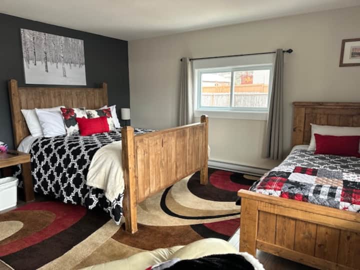 Newfoundland Dog Room #2 - Deer Lake
