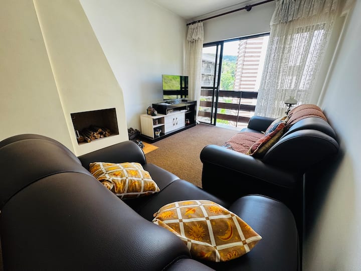 Apartamento Em Condomínio No Centro - Serra Negra