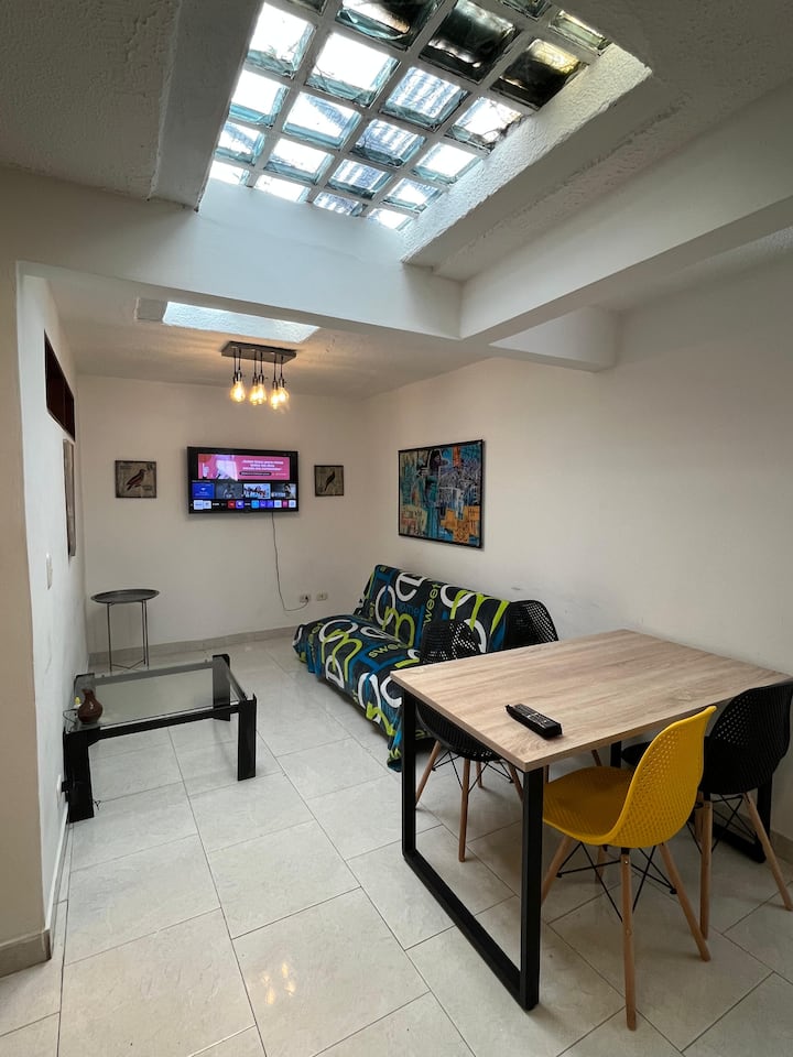 Apto Familiar Moderno Cerca Al Campin Y Clinicas. - Bogotá