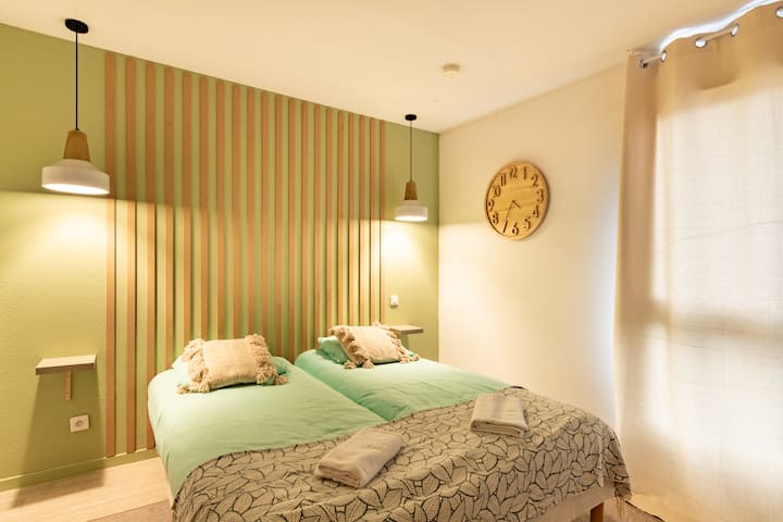 Studio *Tilleul*, Proche Gare, Vue Chateau, Wi-fi - Lourdes