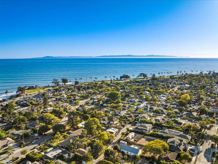 Leadbetter Beach House (31+ Days) - Santa Barbara
