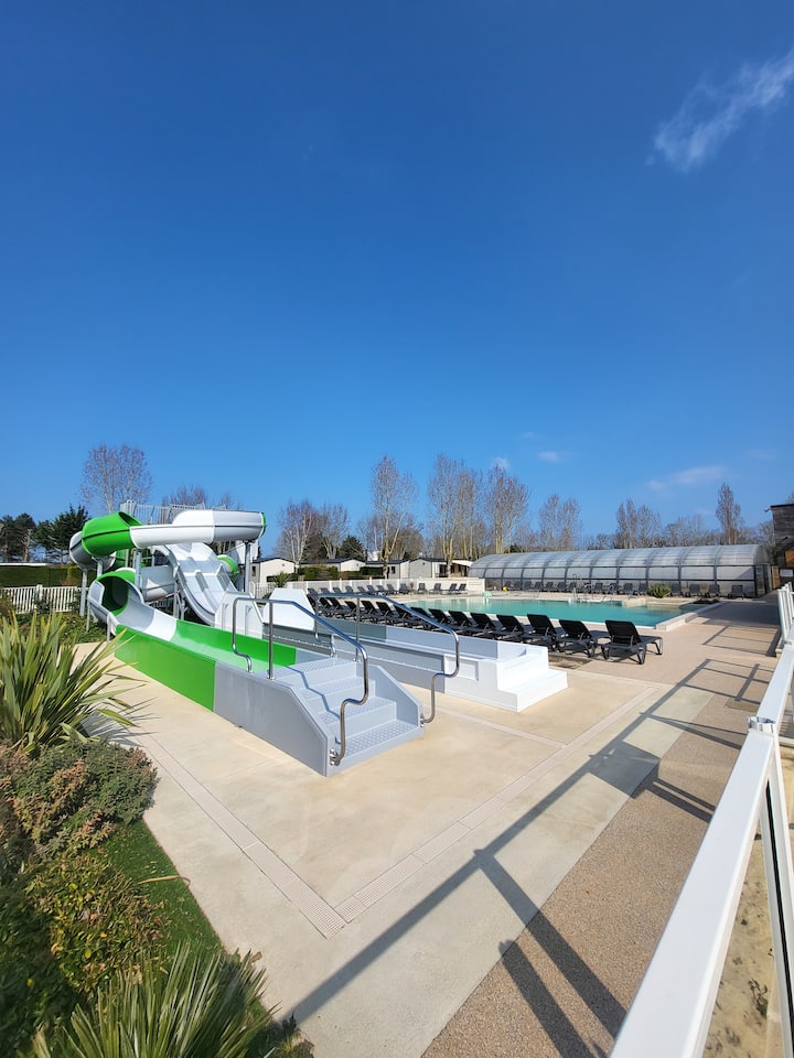 "Les Pieds Dans L'orne " - Ouistreham