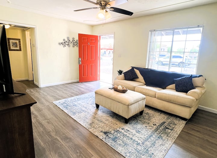 The Six - Unit 6 - Phoenix