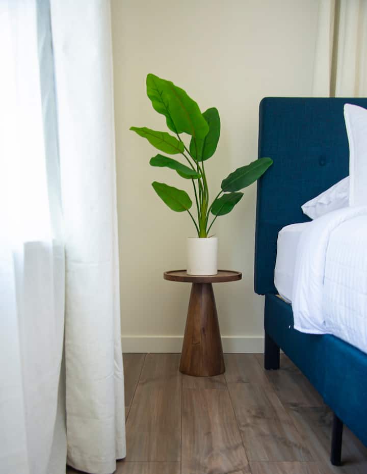 Vibrant Getaway | Walk To Depot Town | Emu & Uom - Ypsilanti, MI