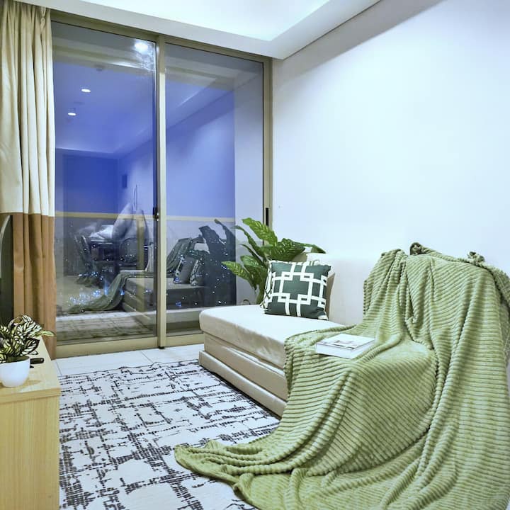 Joy Sanliving • 3br • Hublife Mall Direct • Pool - Jakarta