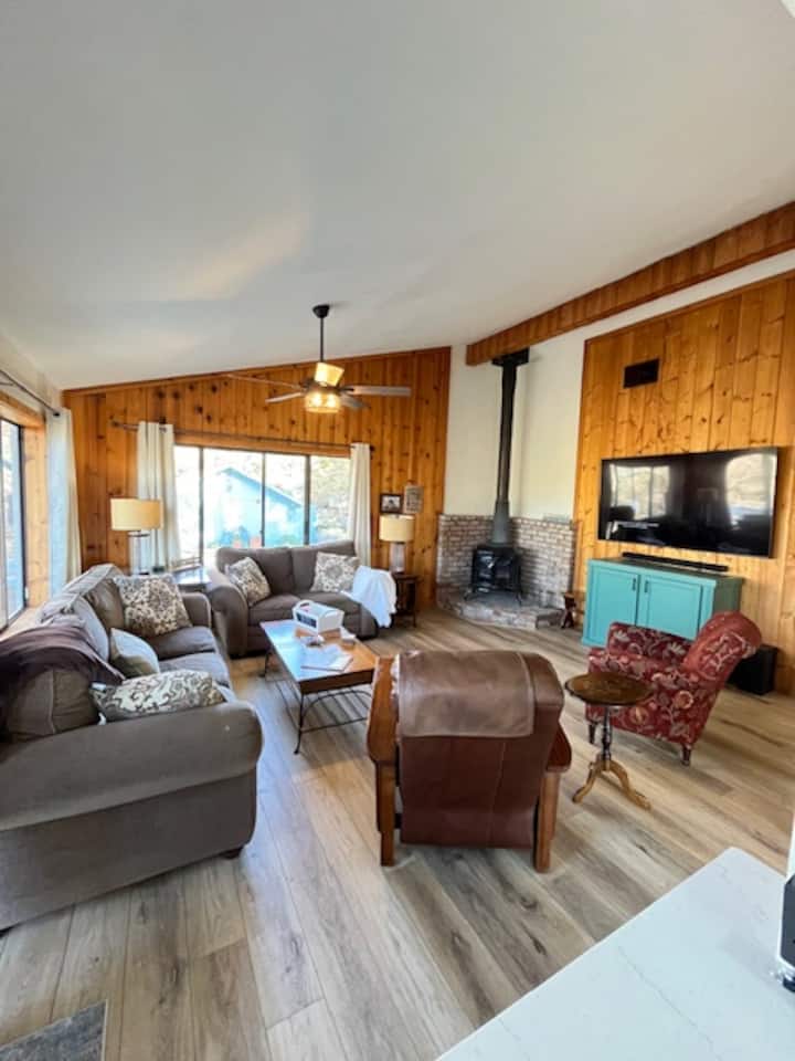 Cozy Mountain View Retreat - Julian, CA